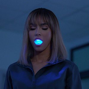 Subservience - Film 2024 - FILMSTARTS.de