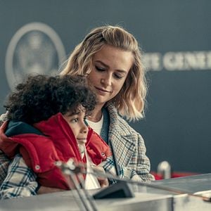 Exterritorial - Film 2025 - FILMSTARTS.de