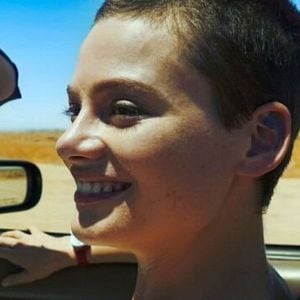 June & John - Film 2025 - FILMSTARTS.de