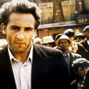 1900 - Film 1976 - FILMSTARTS.de