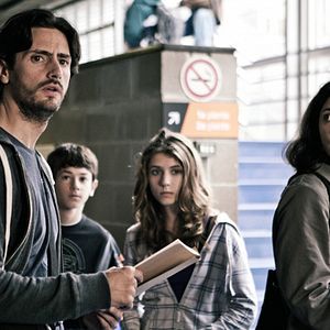 The Little Girl - Film 2012 - FILMSTARTS.de