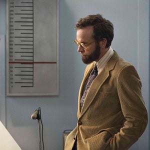 Experimenter - Die Stanley Milgram Story: Bilder und Fotos - FILMSTARTS.de