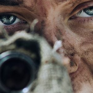 Red Sniper - Die Todesschützin - Film 2015 - FILMSTARTS.de