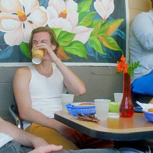 Everything Is Free - Film 2017 - FILMSTARTS.de