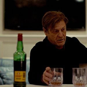 Possessor - Film 2020 - FILMSTARTS.de