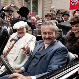 George - Film 2013 - FILMSTARTS.de