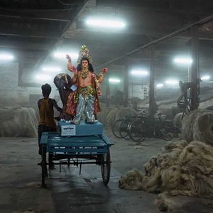 The Golden Thread: Bilder und Fotos - FILMSTARTS.de