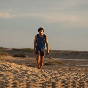 High Tide: Bilder und Fotos - FILMSTARTS.de