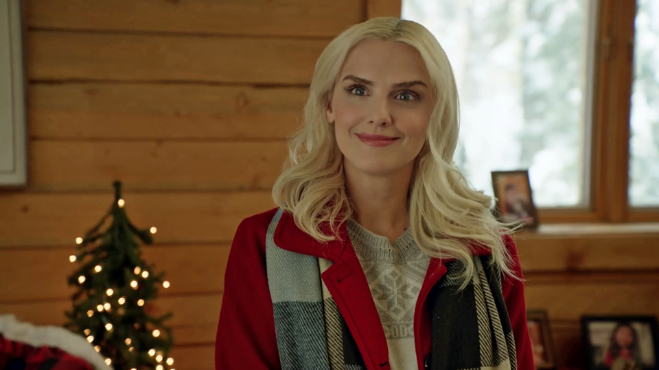 Der Zauber der Eisprinzessin - Enchanting Christmas Trailer - Der ...