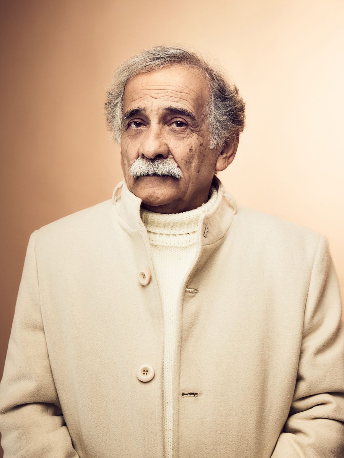 Esmaeel Mehrabi : Biografie - FILMSTARTS.de