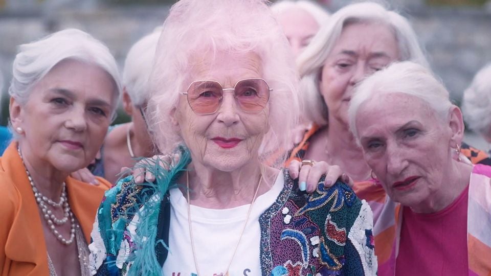 Vika! Trailer - Vika! Trailer OmdU - FILMSTARTS.de