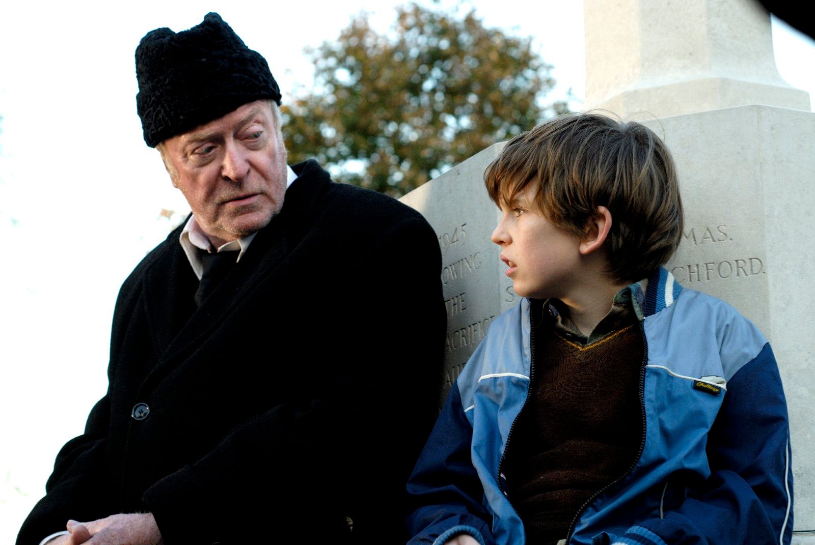 Bild zu Michael Caine - Is Anybody There? : Bild Michael Caine - Foto 2 von 257 - FILMSTARTS.de