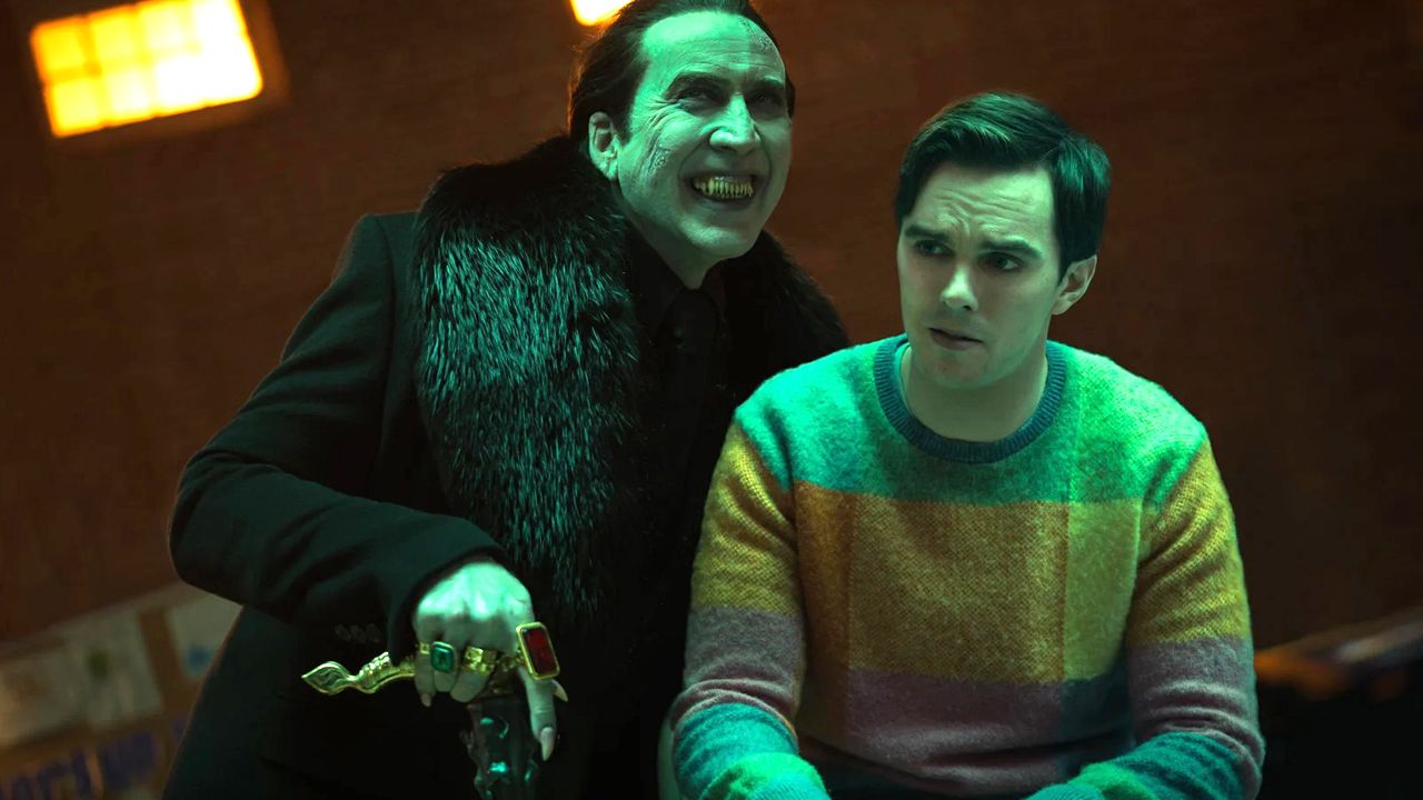 So aufwändig war die Verwandlung von Nicolas Cage zu Graf Dracula in ...