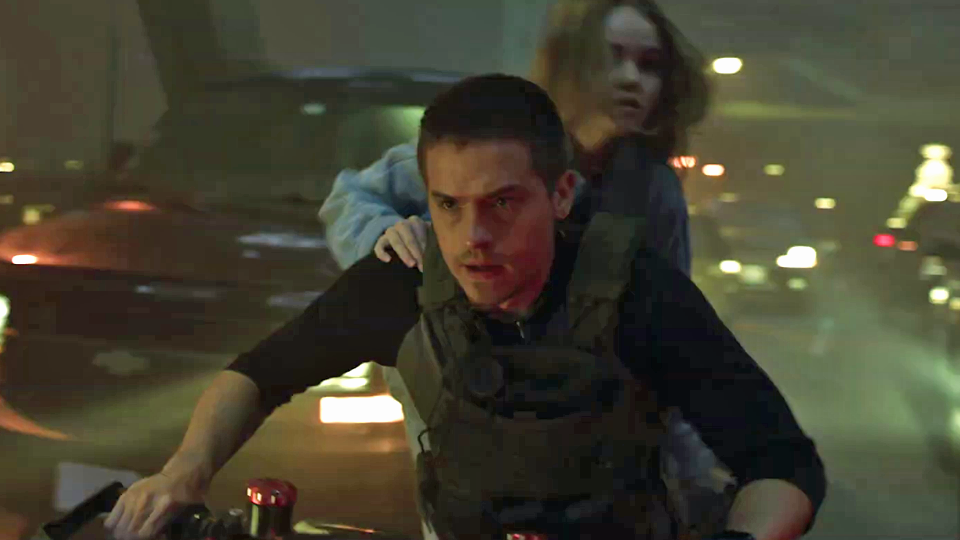 The Bridge Trailer - The Bridge Trailer DF - FILMSTARTS.de