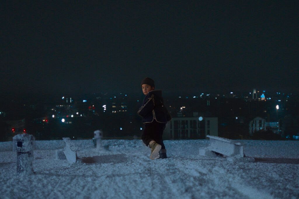 Nach 27 Jahren: Eisiger Kult-Thriller bekommt Netflix-Sci-Fi-Remake mit ...