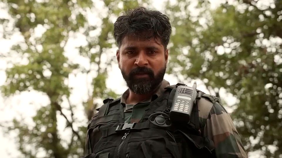 Amaran Trailer - Amaran Trailer OmeU - FILMSTARTS.de