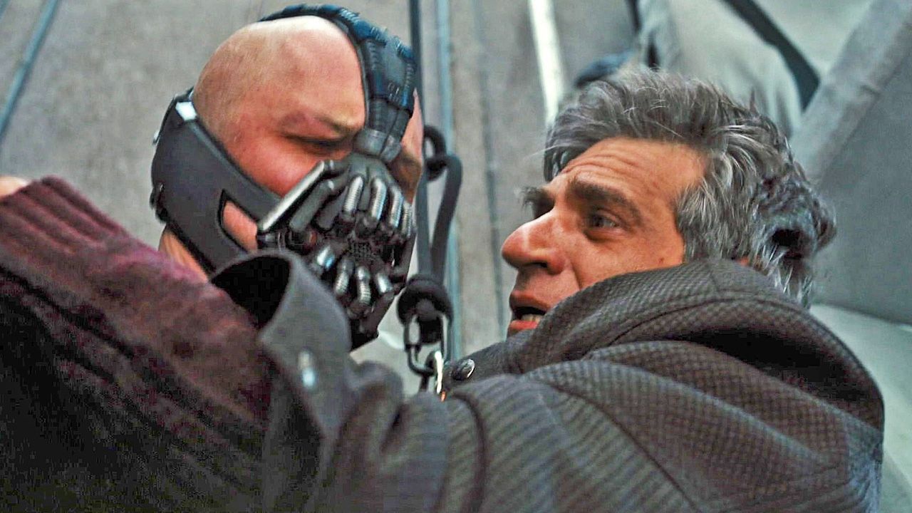 Ihr kennt ihn aus "The Dark Knight Rises" & "Rambo III": Alon Abutbul ...