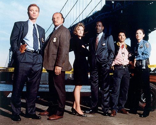 Bildergalerie New York Cops - NYPD Blue - Bild 32 von 67 - FILMSTARTS.de
