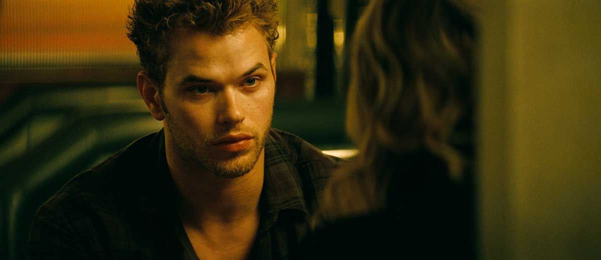 Bild zu Samuel Bayer - A Nightmare on Elm Street : Bild Kellan Lutz ...