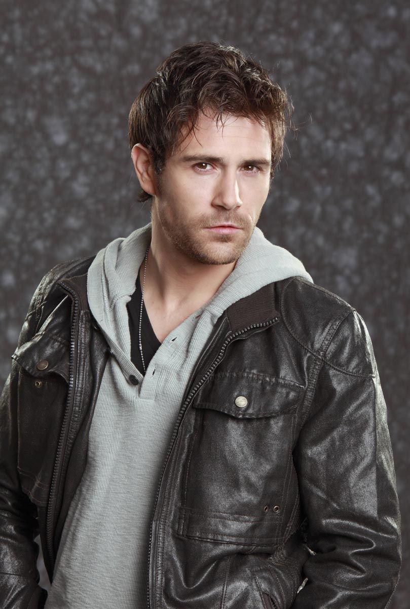 Criminal Minds: Team Red: Bild Matt Ryan - 72 von 74 - FILMSTARTS.de