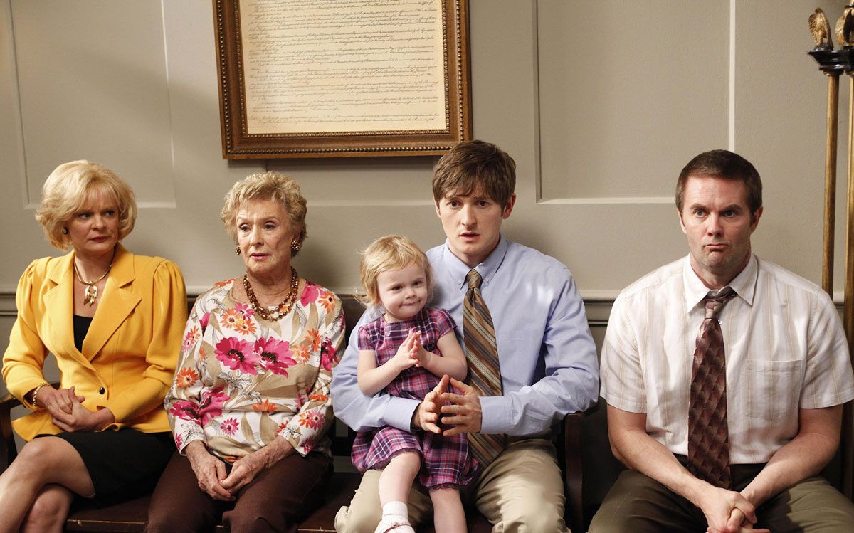 Raising Hope: Raising Hope : Bild Garret Dillahunt, Martha Plimpton ...