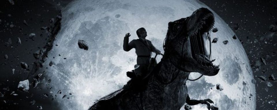 Hitler reitet einen T-Rex im neuen Trailer zur Sci-Fi-Komödie "Iron Sky ...