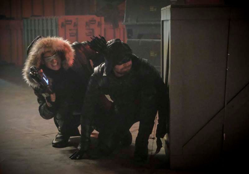 Nazi-Versionen von Supergirl, Arrow und The Flash auf fast 100 Bildern ...