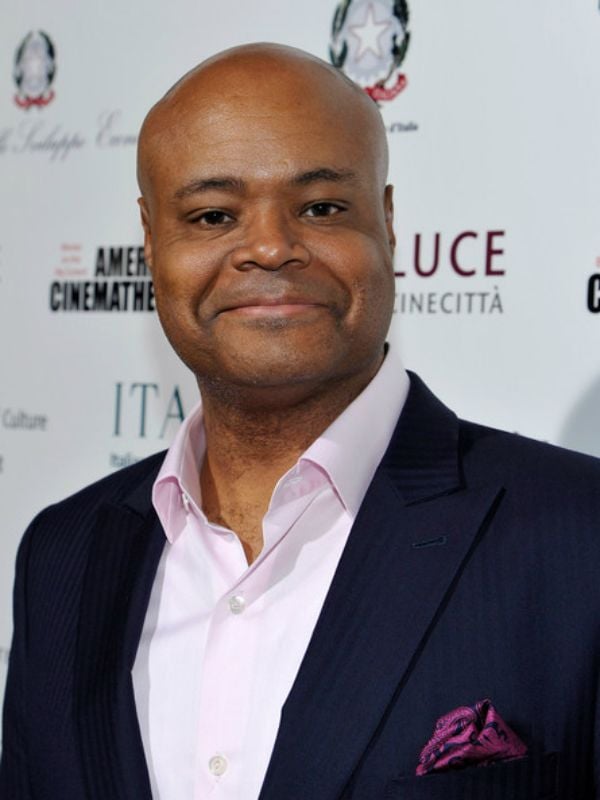 Terence Bernie Hines - FILMSTARTS.de