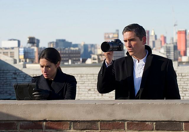 Bild zu Sarah Shahi - Person Of Interest : Bild Jim Caviezel, Sarah ...