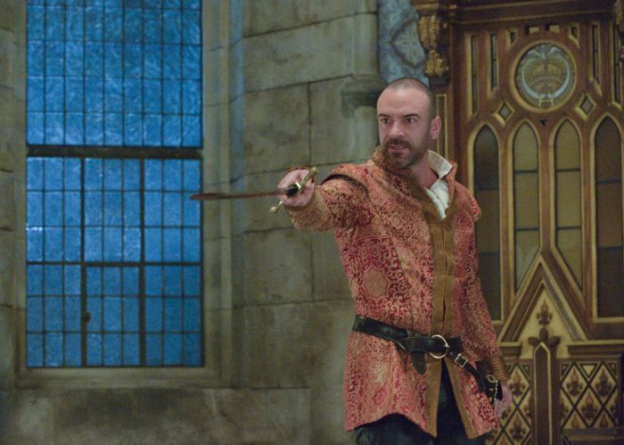 Reign: Reign : Bild Alan Van Sprang - 384 von 512 - FILMSTARTS.de