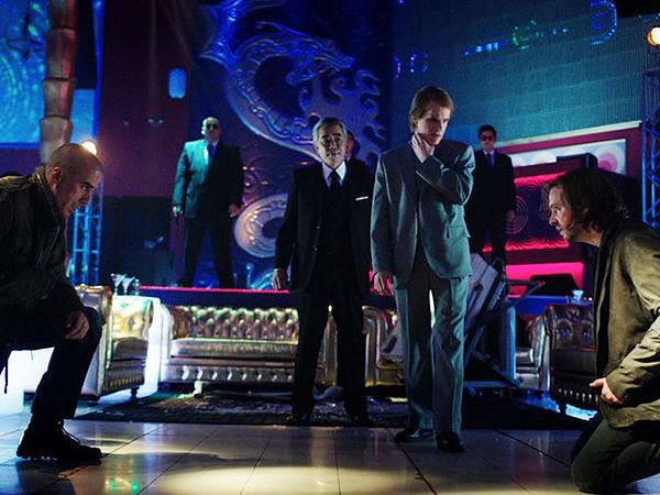12 Monkeys: 12 Monkeys : Bild Aaron Stanford, Kirk Acevedo, Zeljko ...