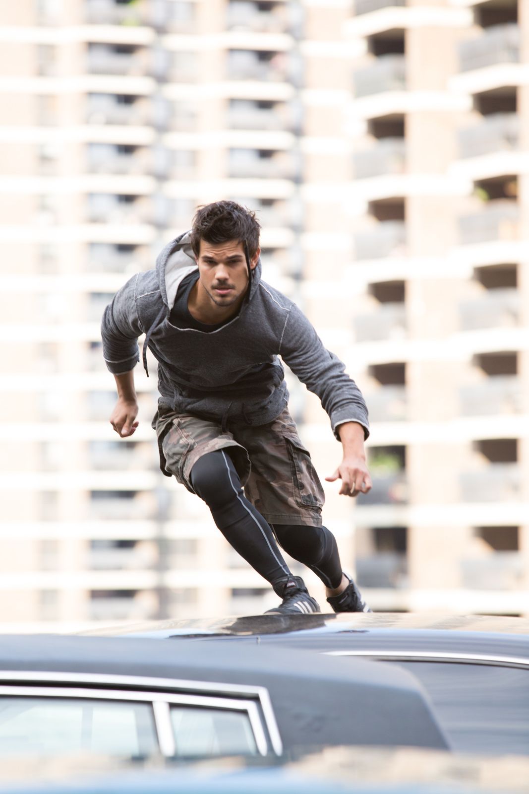 Bild zu Taylor Lautner - Tracers : Bild Taylor Lautner - Foto 30 von 98 ...