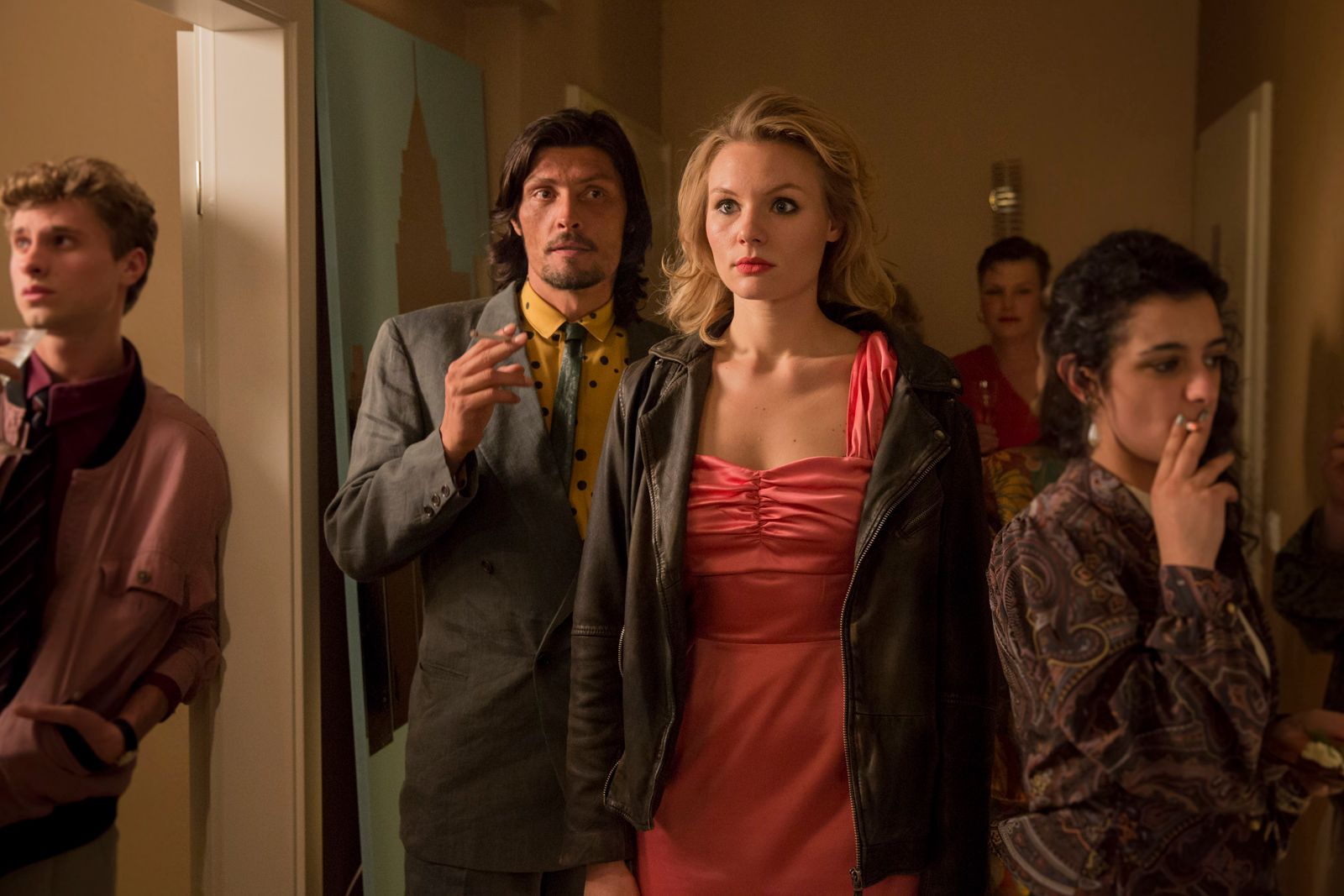 Bild zu Rosalie Thomass - Taxi - nach dem Roman von Karen Duve : Bild ...