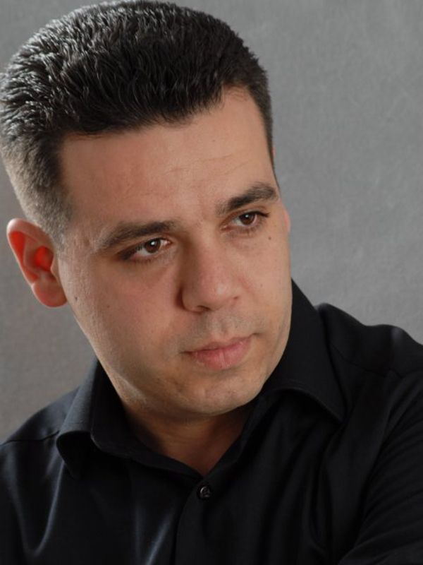 Bild zu Sam Lahoud - Kinoposter Sam Lahoud - Foto 0 von 1 - FILMSTARTS.de