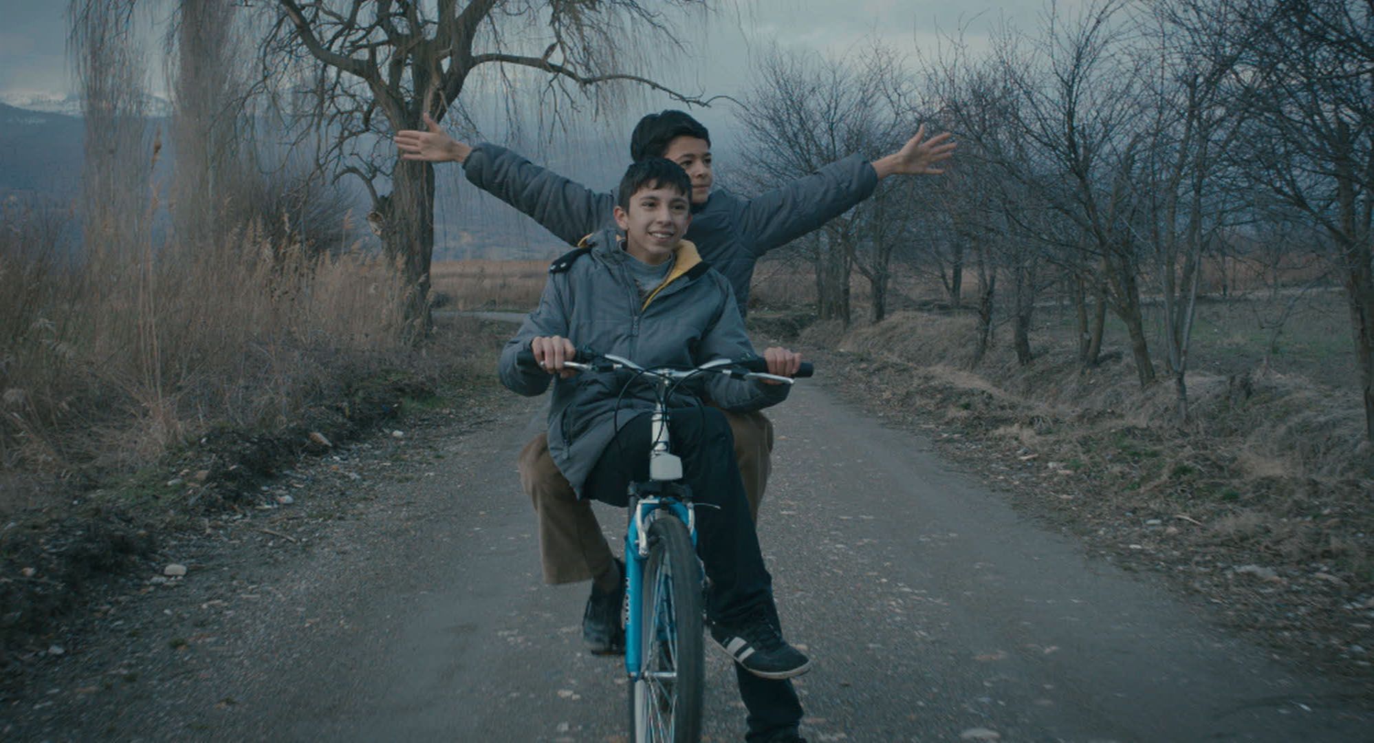 Foto zum Film Mavi Bisiklet - Bild 7 auf 9 - FILMSTARTS.de