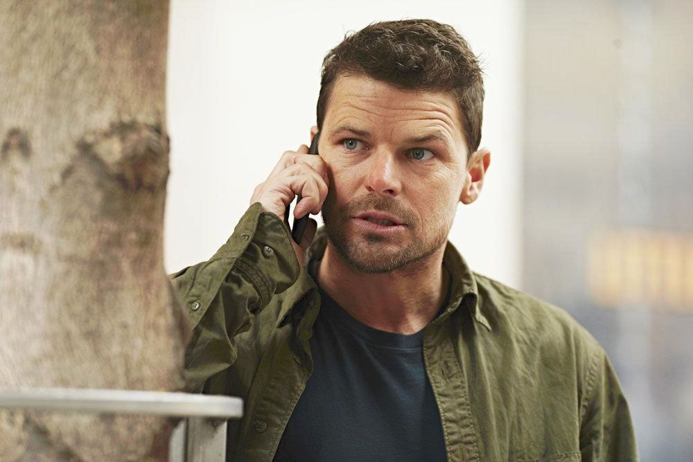 Bild zu Nathan Phillips - Bild Nathan Phillips - FILMSTARTS.de