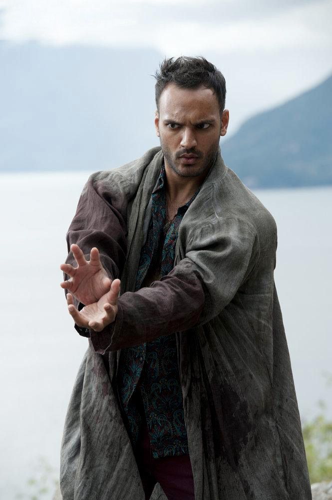 The Magicians: The Magicians : Bild Arjun Gupta - 253 von 346 ...