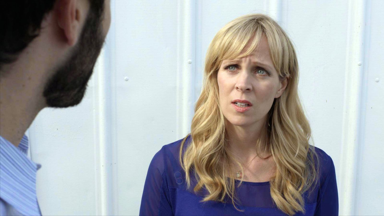 Bild zu Angela Landis - The Dog Walker - Jeder bleibt an seiner Leine ...