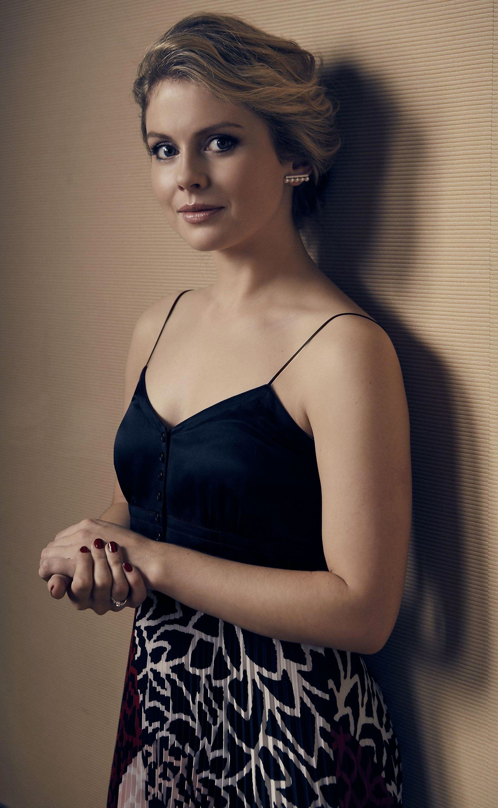 Bild zu Rose McIver - Bild Rose McIver - Foto 126 von 280 - FILMSTARTS.de