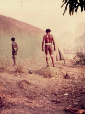 Uaka - Dokumentarfilm 1988 - FILMSTARTS.de