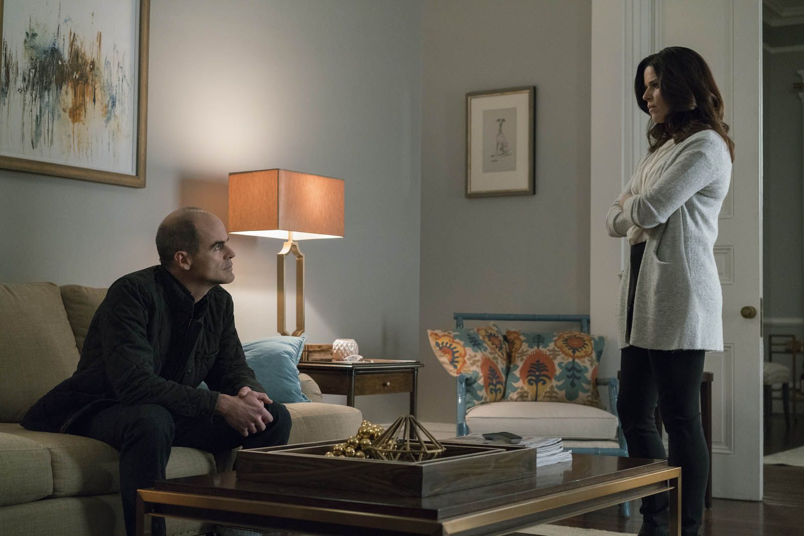 Bild zu Michael Kelly - House Of Cards (US) : Bild Neve Campbell ...