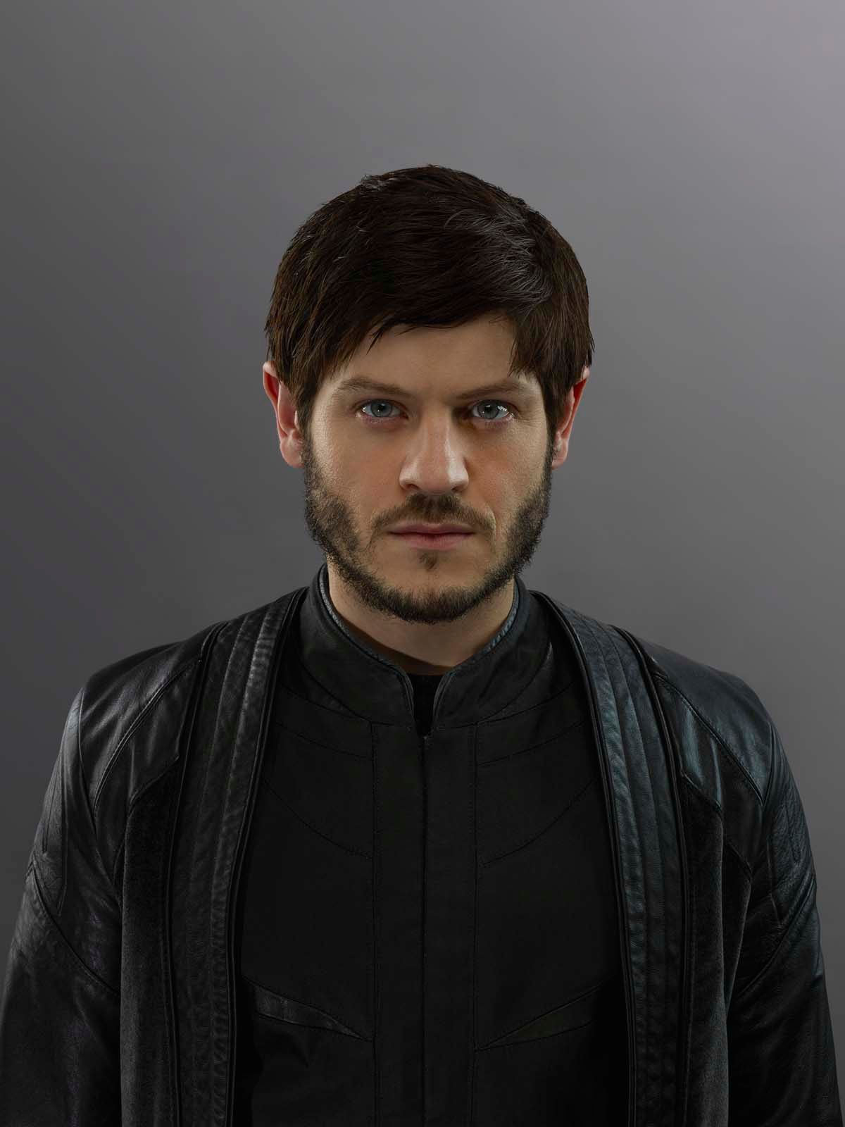 Marvel's Inhumans: Bild Iwan Rheon - 42 von 58 - FILMSTARTS.de