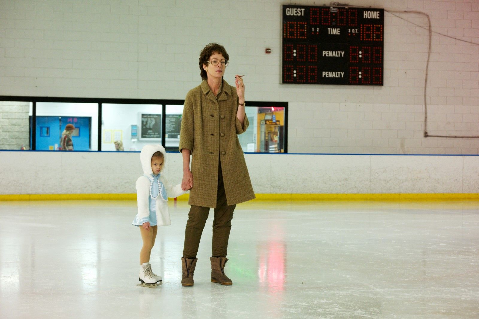 Bild zu Mckenna Grace - I, Tonya : Bild Allison Janney, Mckenna Grace ...