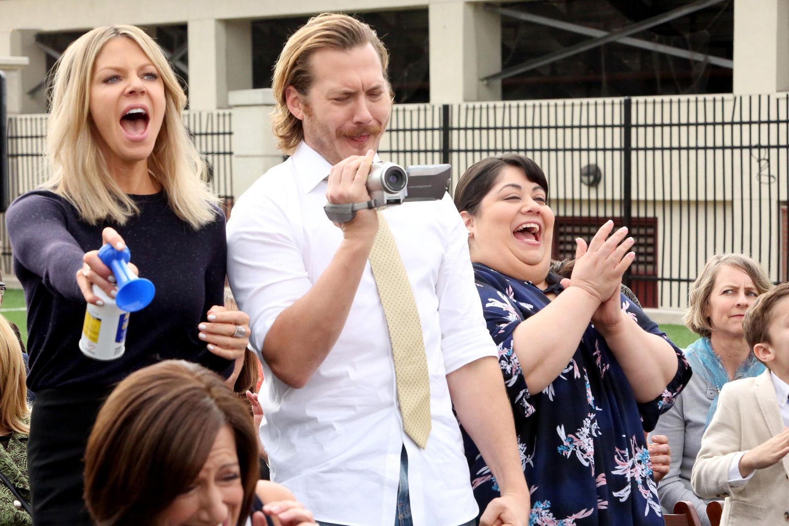 Bild zu Scott MacArthur - Bild Scott MacArthur, Kaitlin Olson, Carla ...