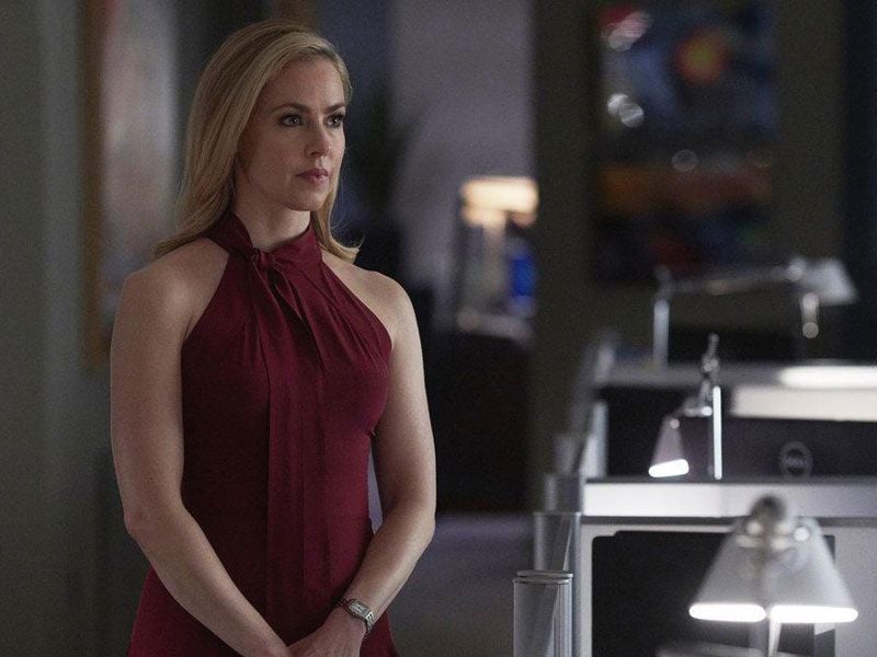 Suits: Suits : Bild Amanda Schull - 32 von 670 - FILMSTARTS.de