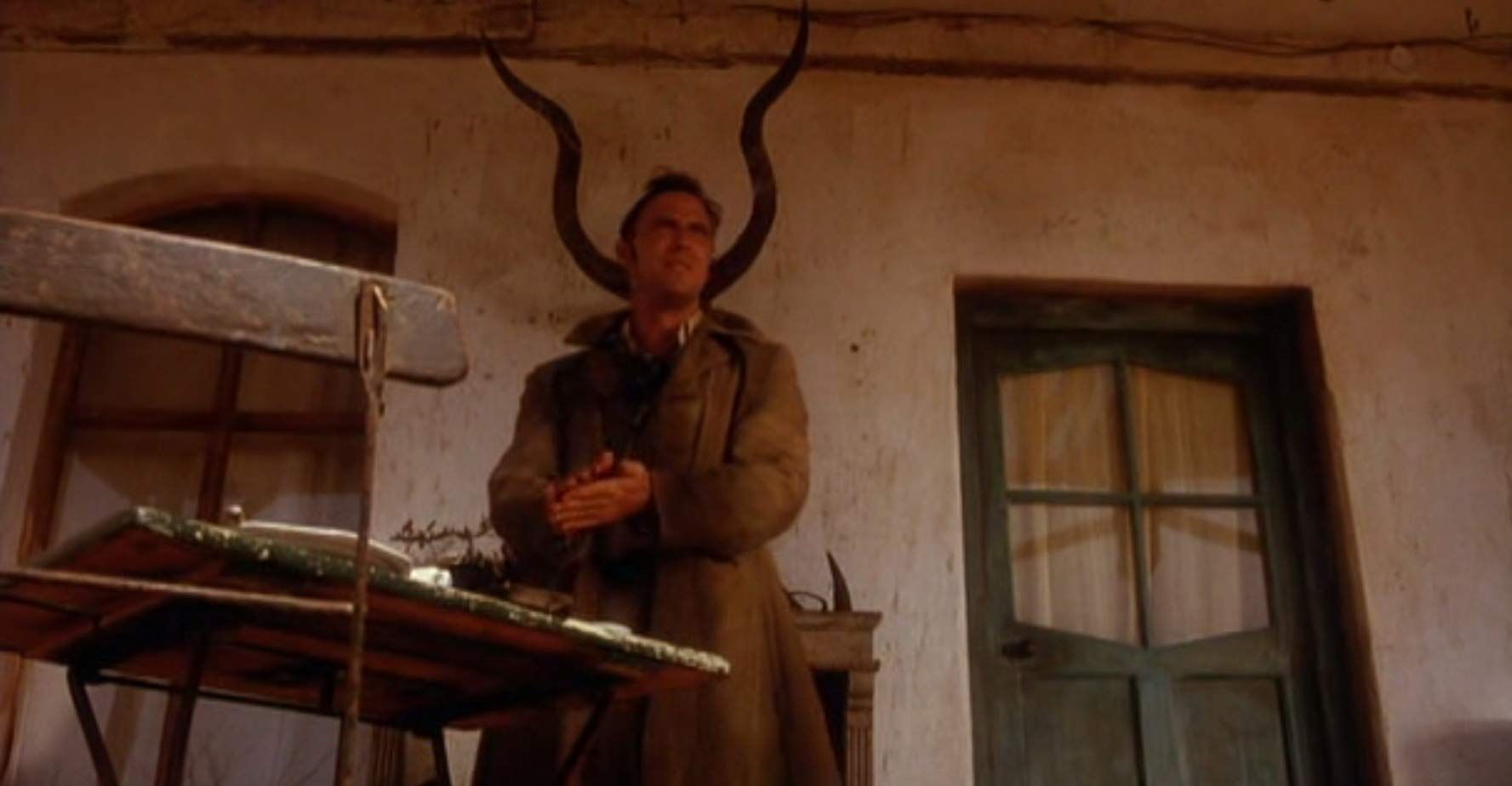 Foto zum Film Dust Devil - Bild 1 auf 6 - FILMSTARTS.de