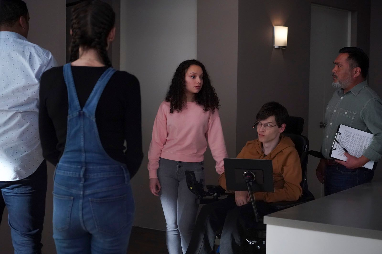 Speechless: Speechless : Bild Micah Fowler, Martin Morales - 17 von 240 - FILMSTARTS.de