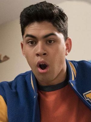 Bilder zu Niko Guardado - FILMSTARTS.de