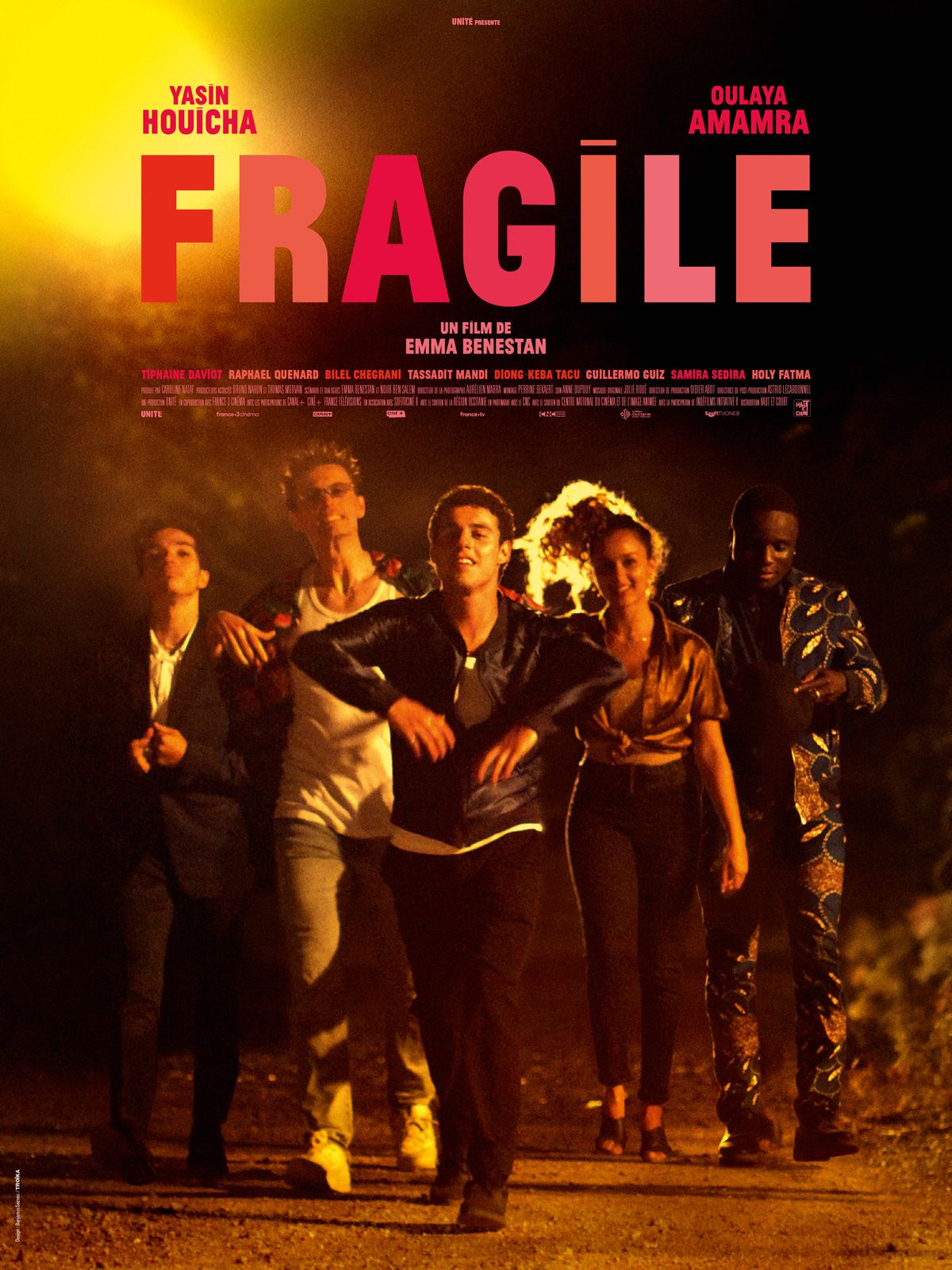 Poster zum Film Fragil - Bild 4 auf 11 - FILMSTARTS.de