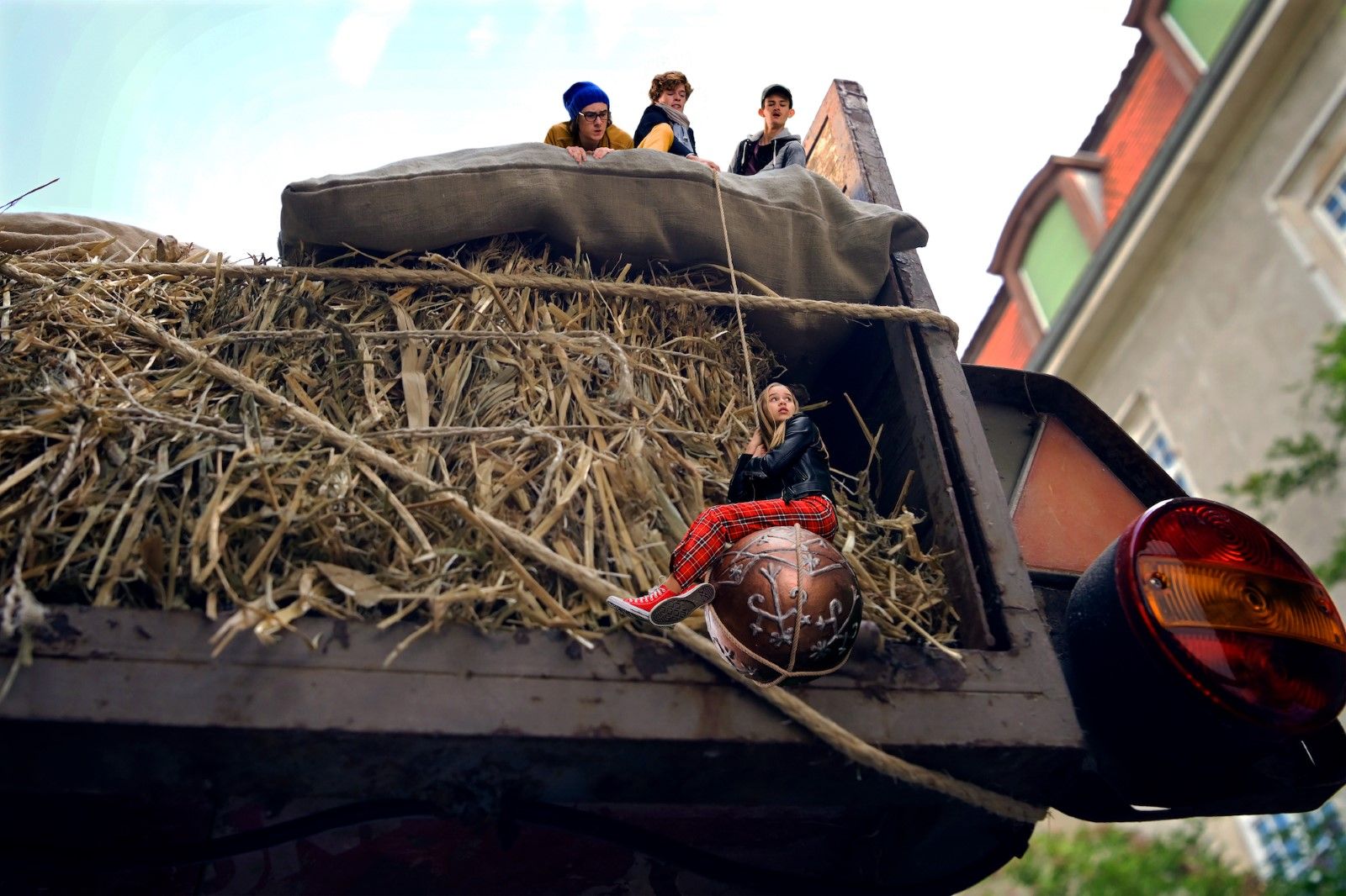 Bild zu Lorna zu Solms - Hilfe, ich hab meine Freunde geschrumpft ...